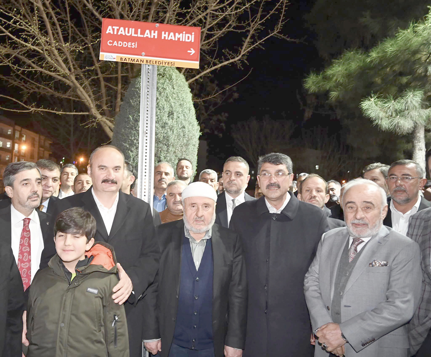 ATAULLAH HAMİDİ CADDESİ’NİN TABELASI ASILDI - Batman Gap Gazetesi, son ...